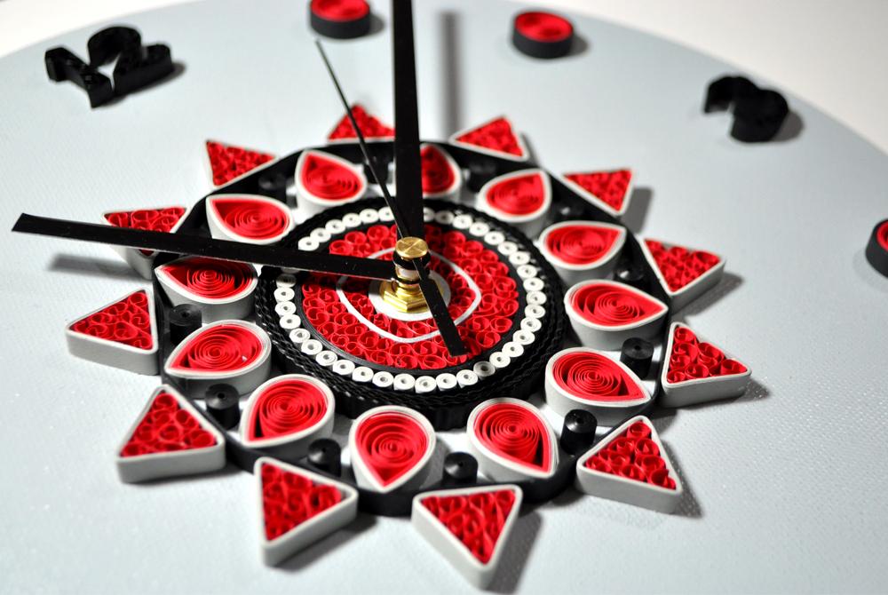 Round Canvas Clock - Anama Lily